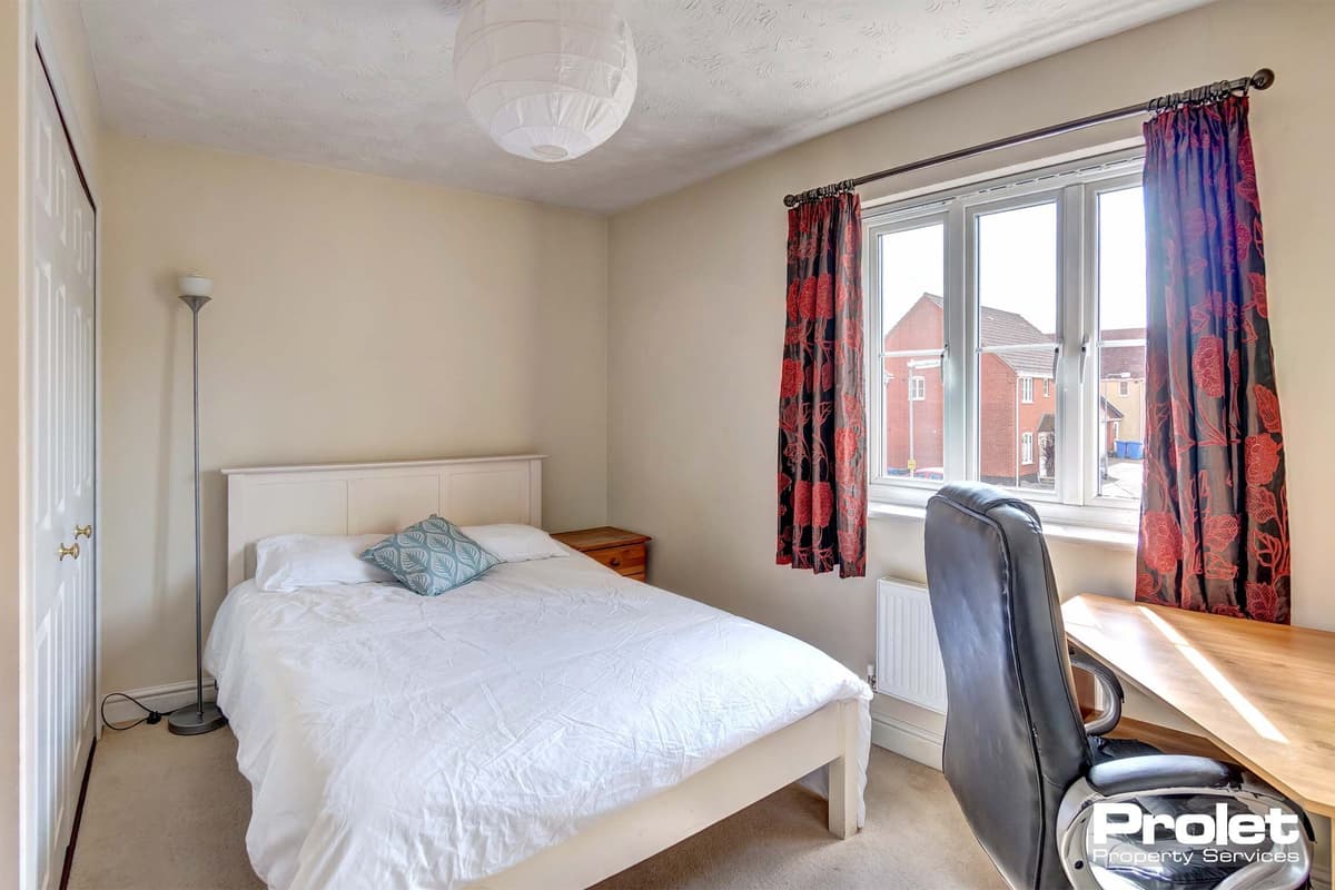 4 Bedroom House For Rent Roe Drive Norwich Nr5 8bt Unihomes