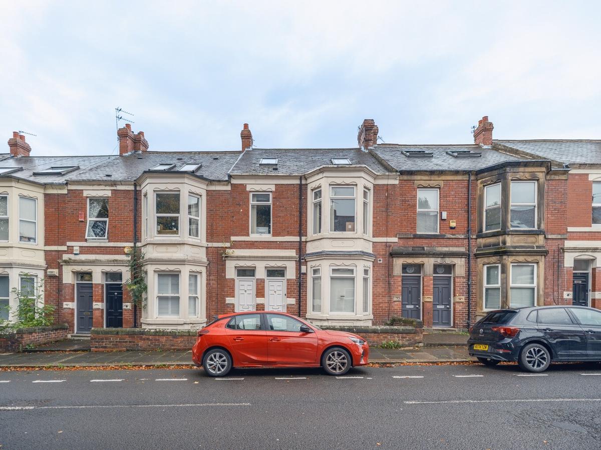 6 bedroom apartment for rent Buston Terrace Newcastle, NE2 2JL | UniHomes