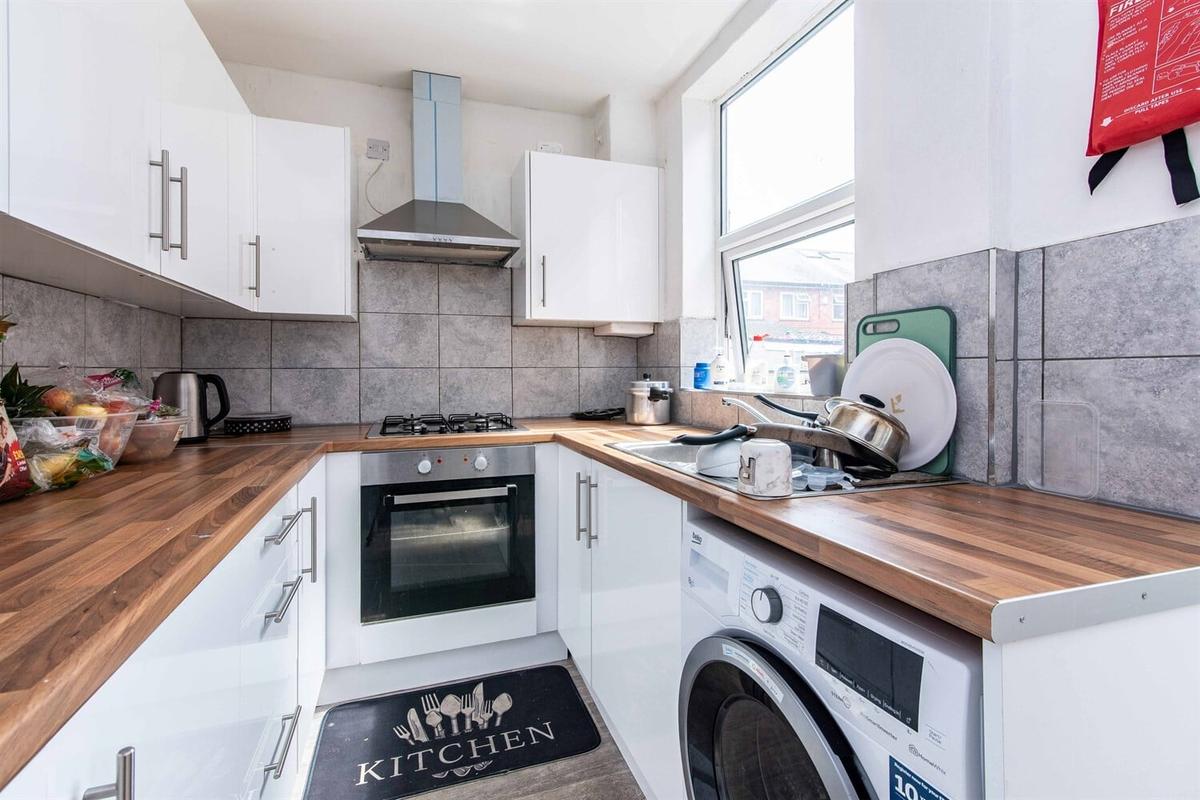 3 bedroom house for rent Forest Fields Nottingham, NG7 6HP | UniHomes