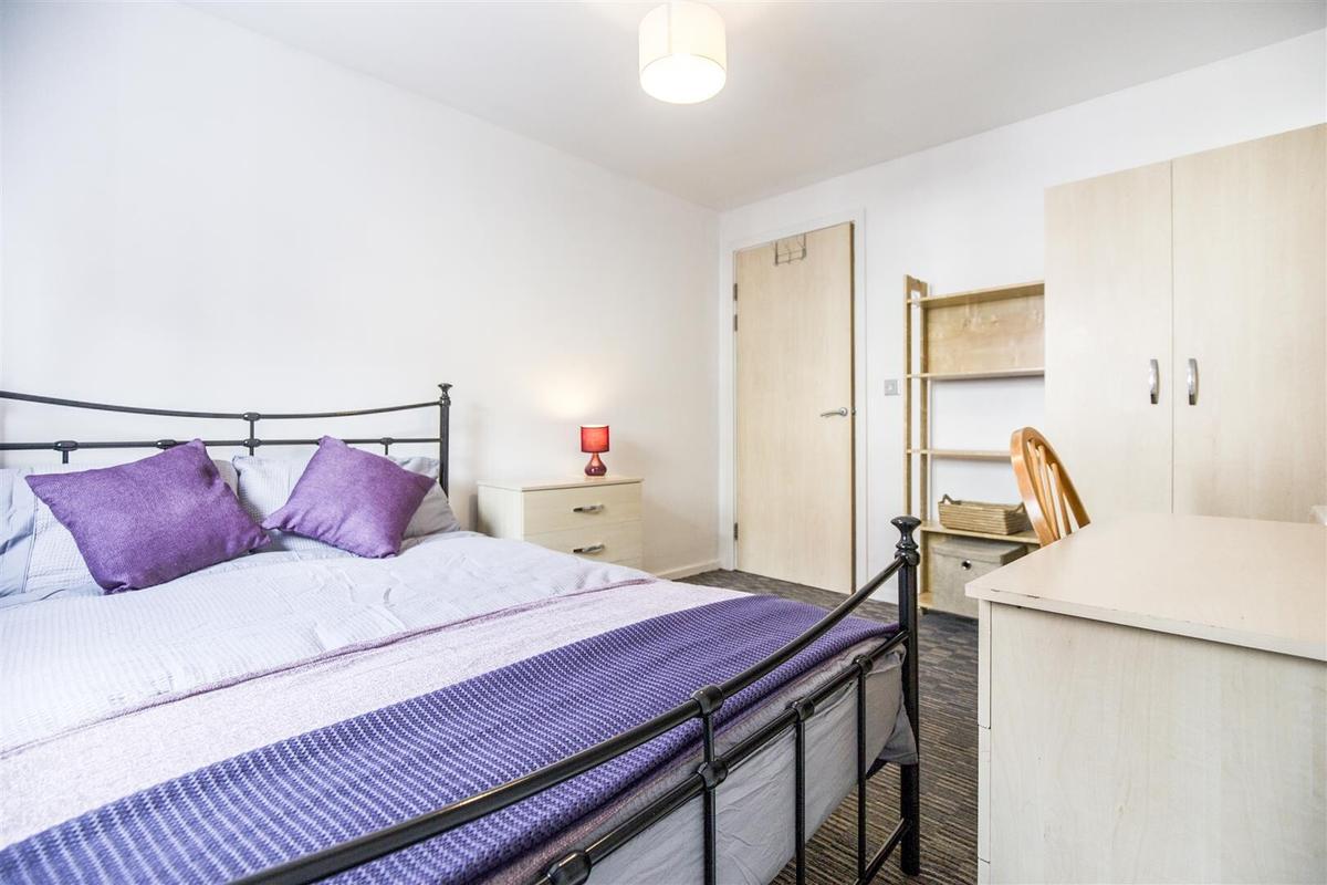 3 bedroom apartment for rent Rialto Building, Newcastle, NE1 2JR | UniHomes