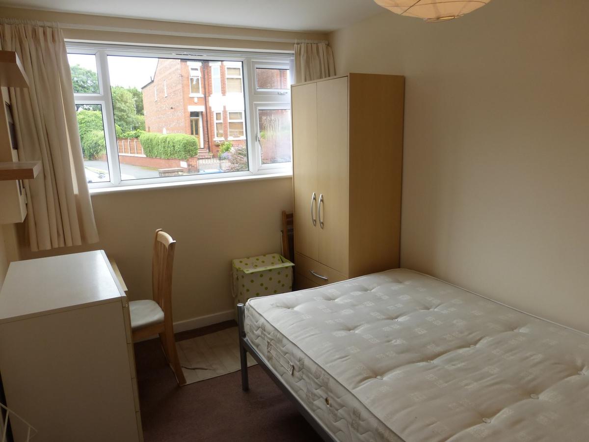 5 bedroom house for rent Manchester Manchester, M14 6US | UniHomes