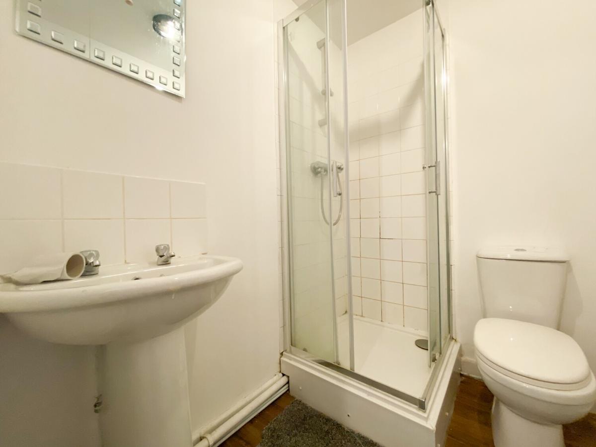 2 bedroom house for rent Gordon Road, Cardiff, CF24 3AJ | UniHomes