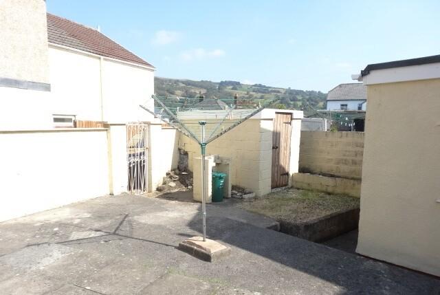 5 bedroom house for rent Brook Street Pontypridd, CF37 1TW | UniHomes