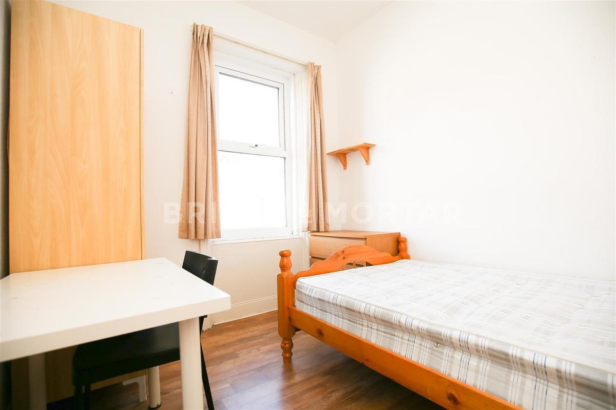 3 bedroom apartment for rent Ancrum Street Newcastle, NE2 4LR | UniHomes