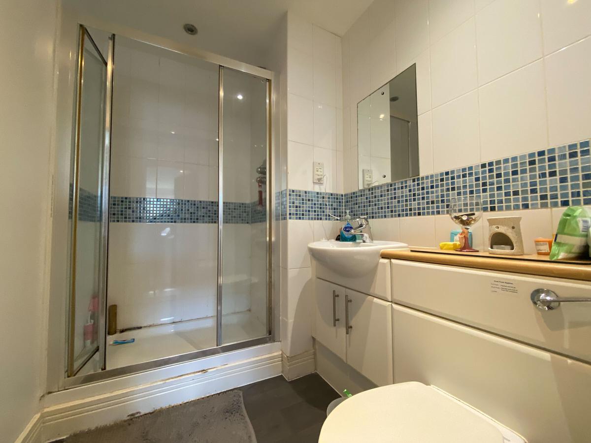 2 bedroom apartment for rent Kilcredaun House, Prospect Place, Cardiff ...