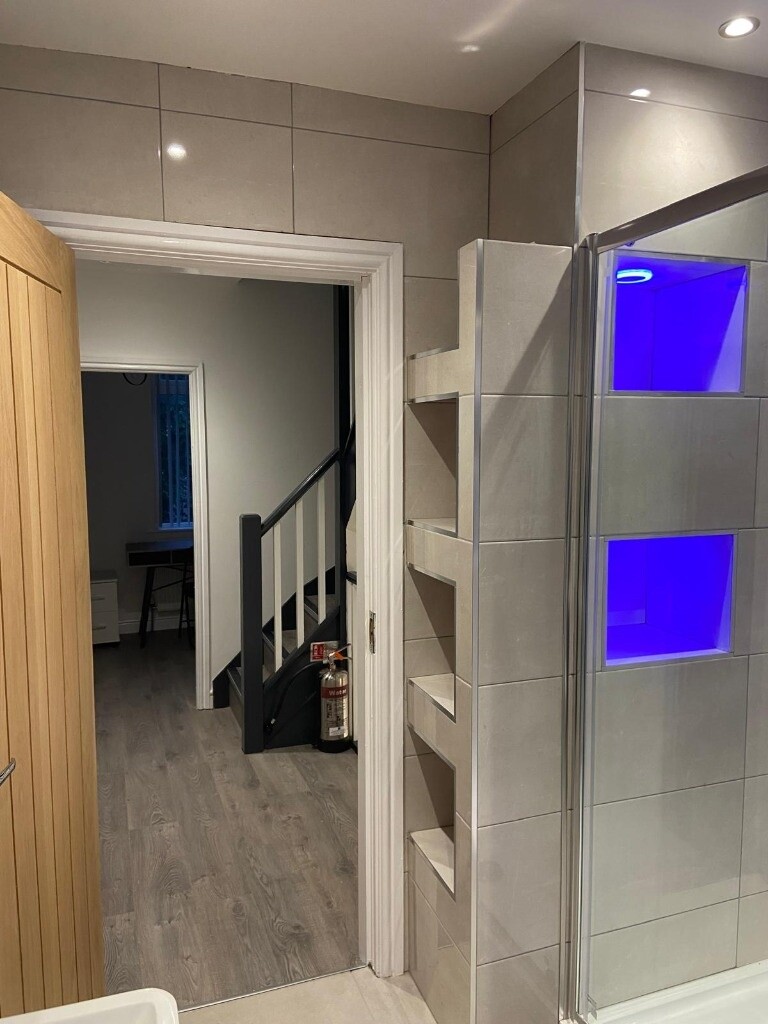 6 bedroom house for rent Oxney Road Droylsden Manchester, M12 5SZ ...