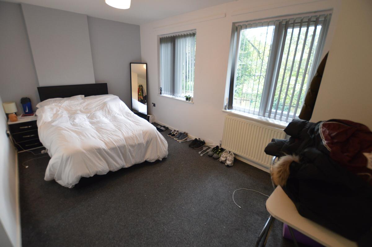 4 bedroom house for rent Well Close Rise Leeds, LS7 1HT | UniHomes