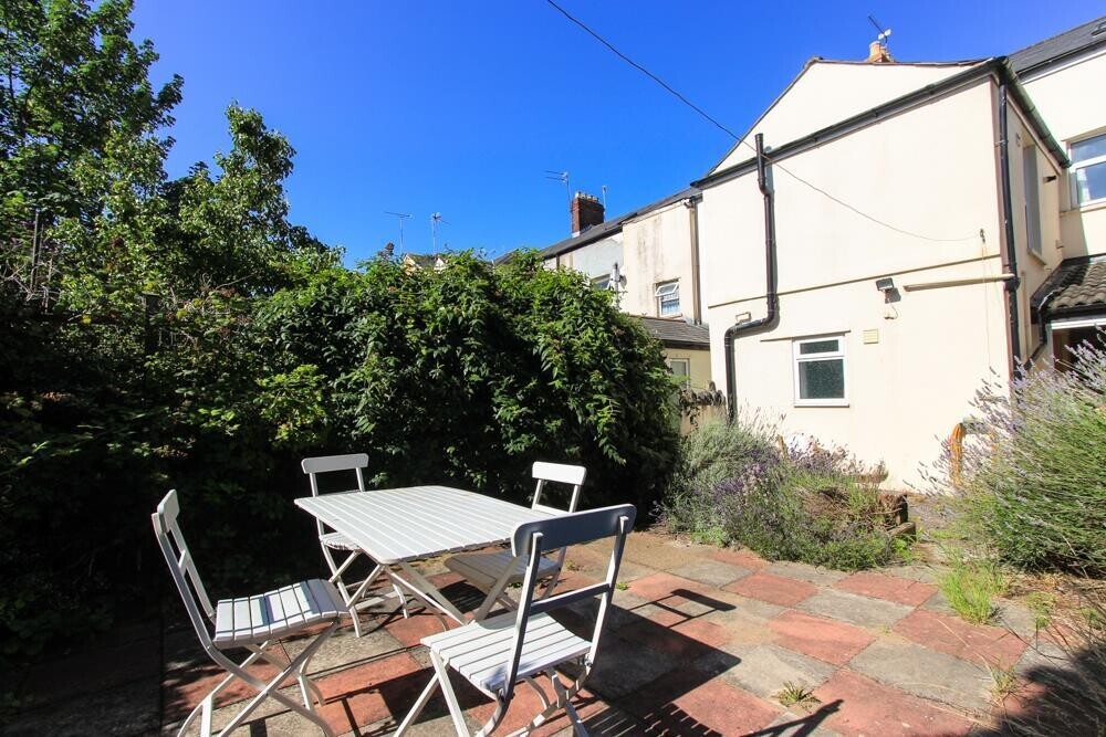 4 bedroom house for rent North Luton Place, Cardiff, CF24 0EU | UniHomes