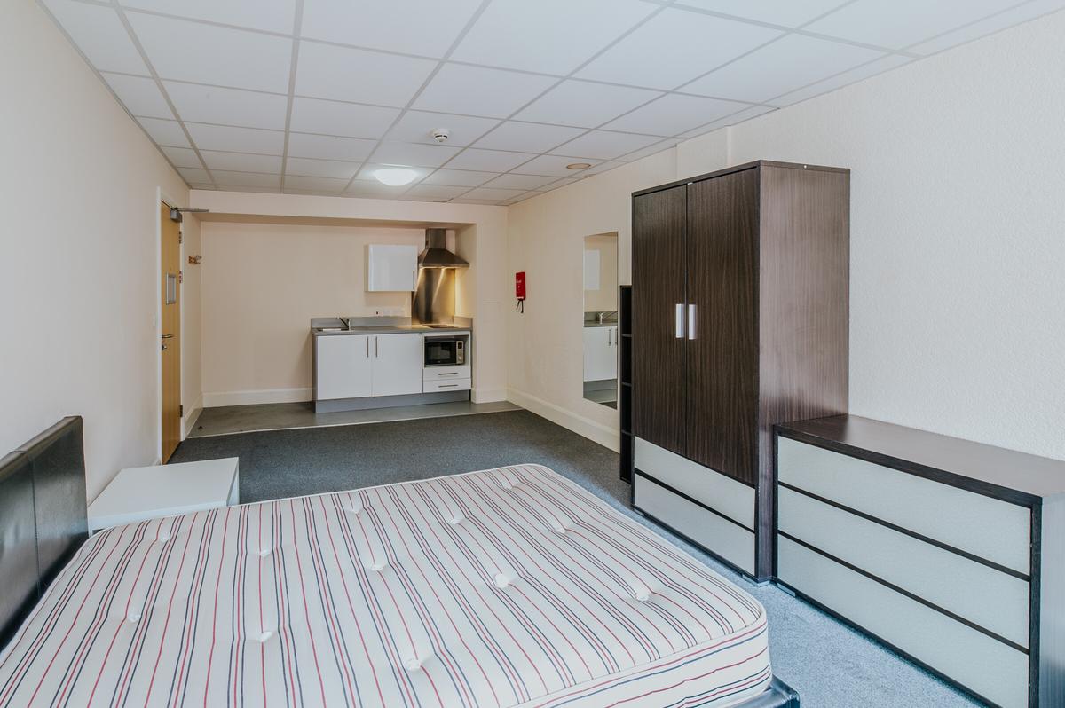 1 bedroom studio apartment for rent Upper Parliament Street Nottingham ...