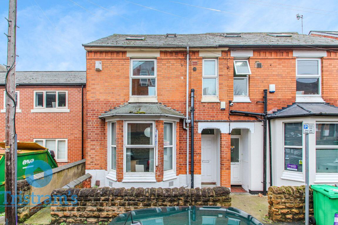 6 bedroom house for rent Rothesay Avenue Nottingham, NG7 1PU | UniHomes