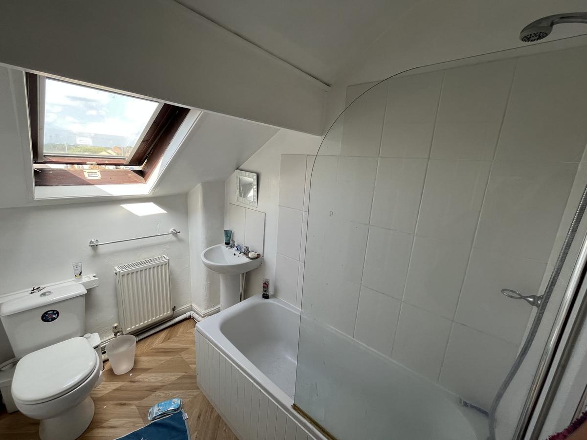 2 bedroom house for rent Consort Street, Leeds, LS3 1ER | UniHomes