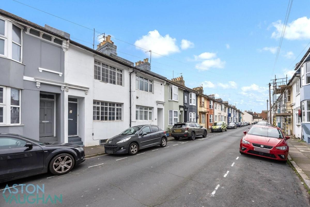 5 bedroom house for rent Park Crescent Road, Brighton, BN2 3HS | UniHomes