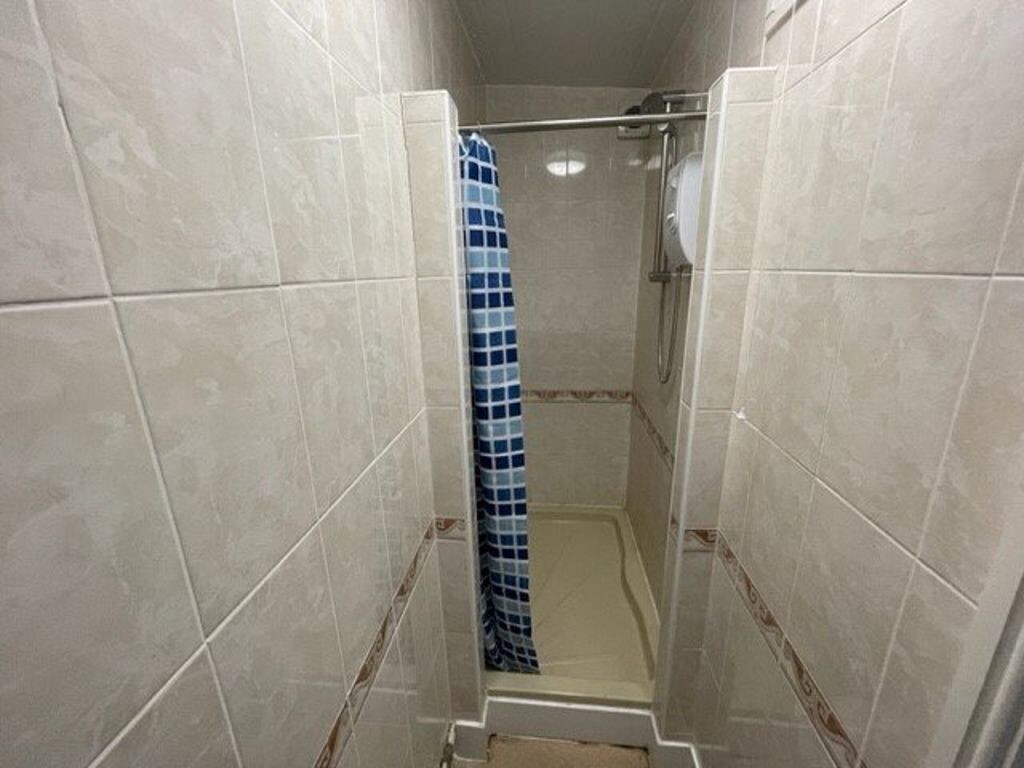 6 bedroom house for rent Queens Road, Leicester, LE2 1WQ | UniHomes