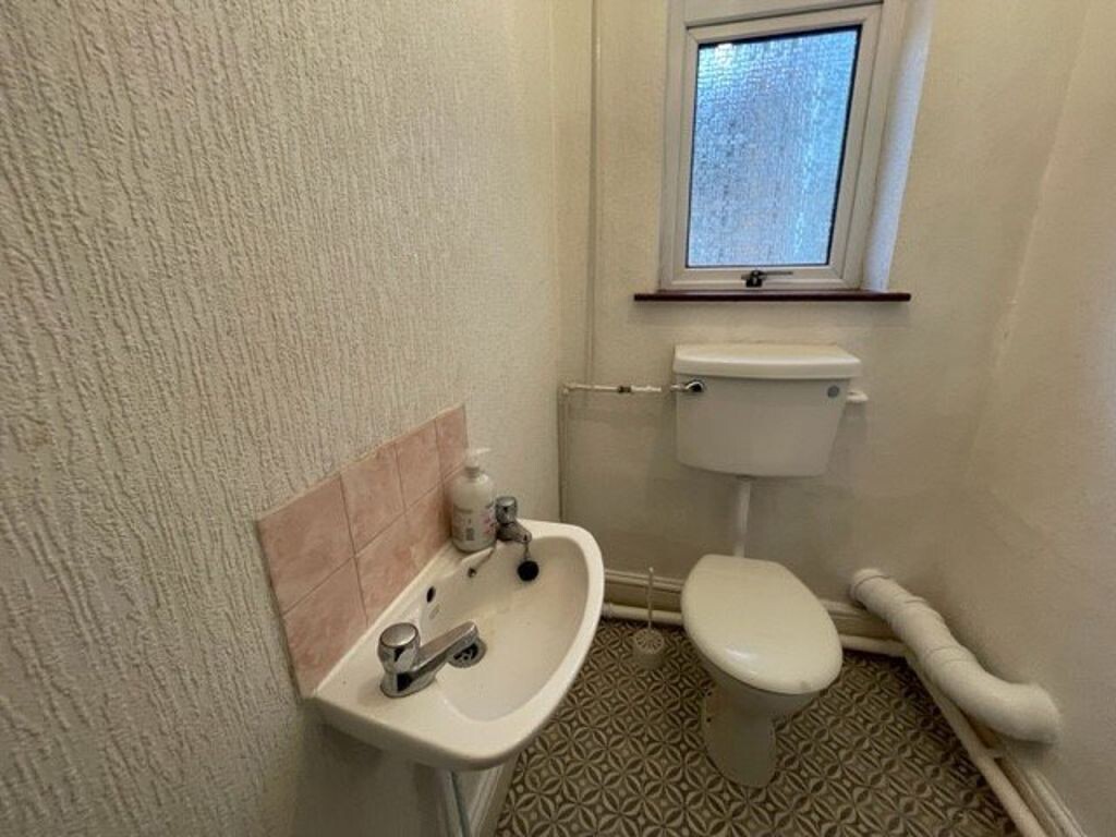 6 bedroom house for rent Queens Road, Leicester, LE2 1WQ | UniHomes