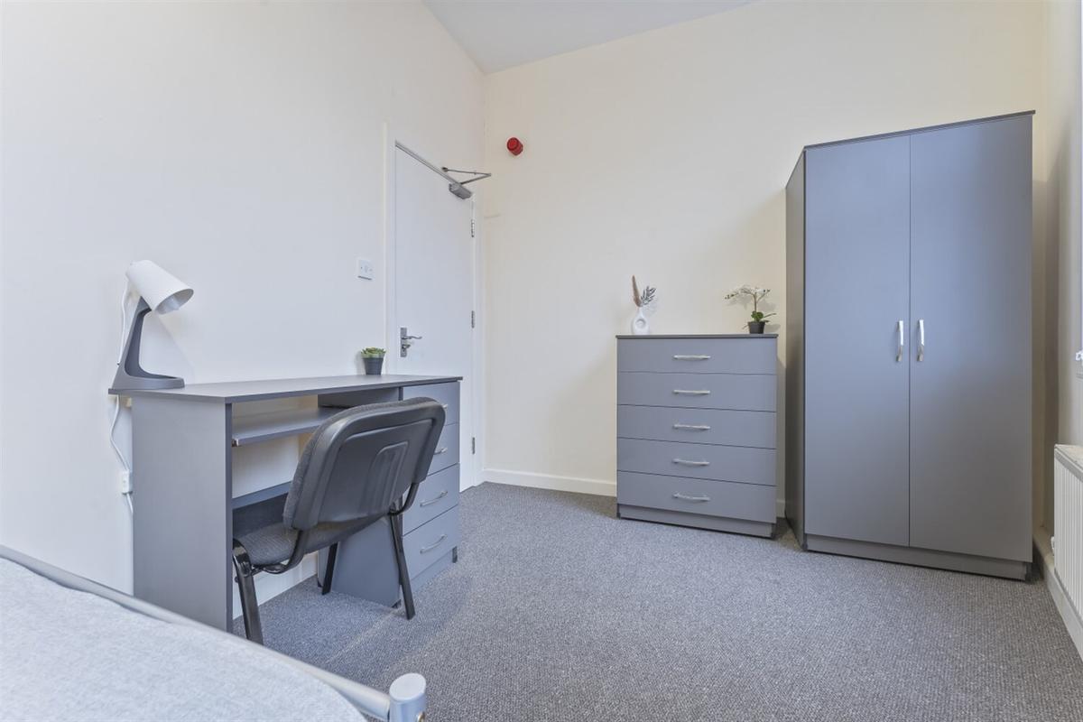 5 bedroom house for rent Peveril Street Nottingham, NG7 4AJ | UniHomes
