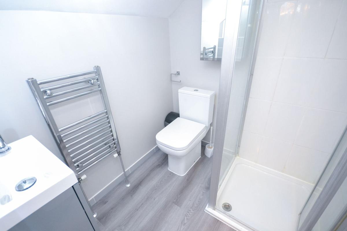 4 bedroom house for rent Foxhill Road Reading, RG1 5QS | UniHomes