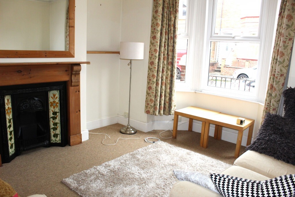 6 bedroom house for rent Priory Road Exeter, EX4 7AP | UniHomes