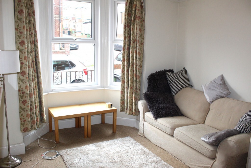 6 bedroom house for rent Priory Road Exeter, EX4 7AP | UniHomes