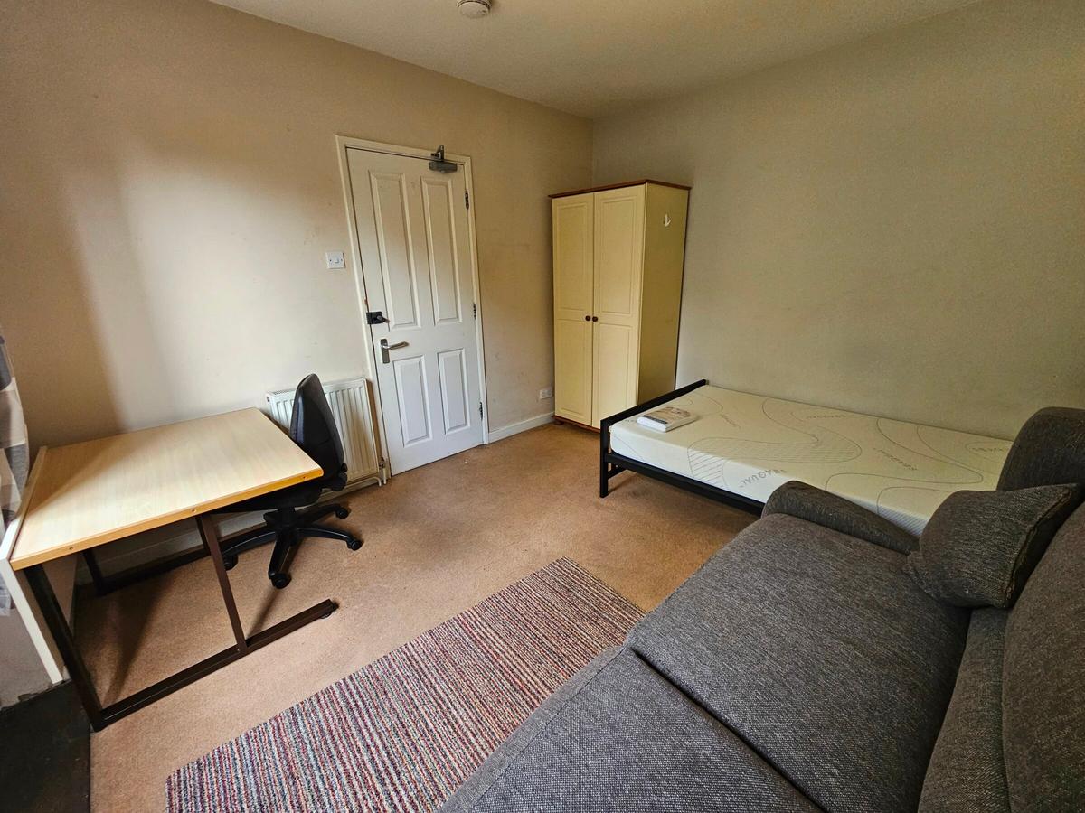 5 bedroom house for rent Bradshaws Hertfordshire, AL10 9QW | UniHomes