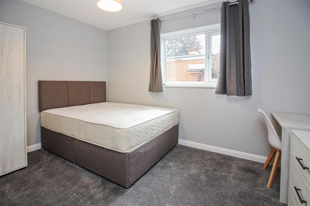 6 bedroom house for rent Downs Road, Canterbury, CT2 7AY | UniHomes