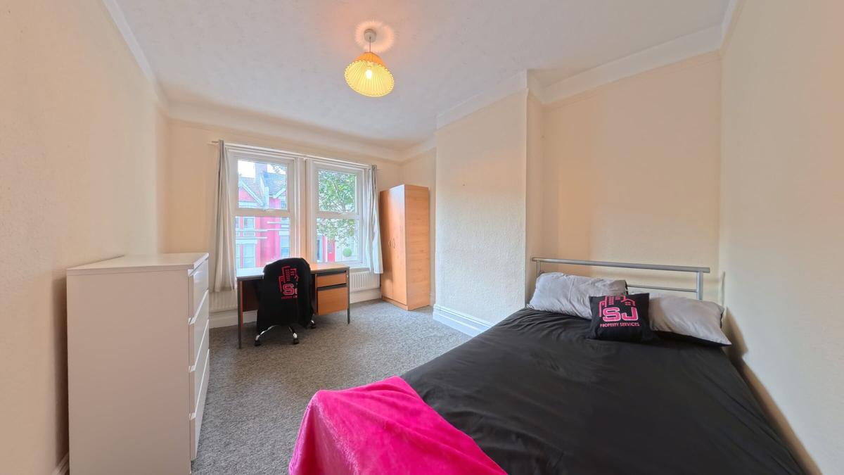 4 bedroom house for rent Riley Road Brighton, BN2 4AG | UniHomes