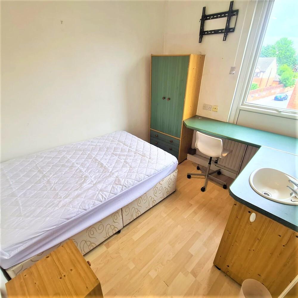 4 bedroom house for rent Harold Grove, , Leeds Leeds, LS6 1LB | UniHomes