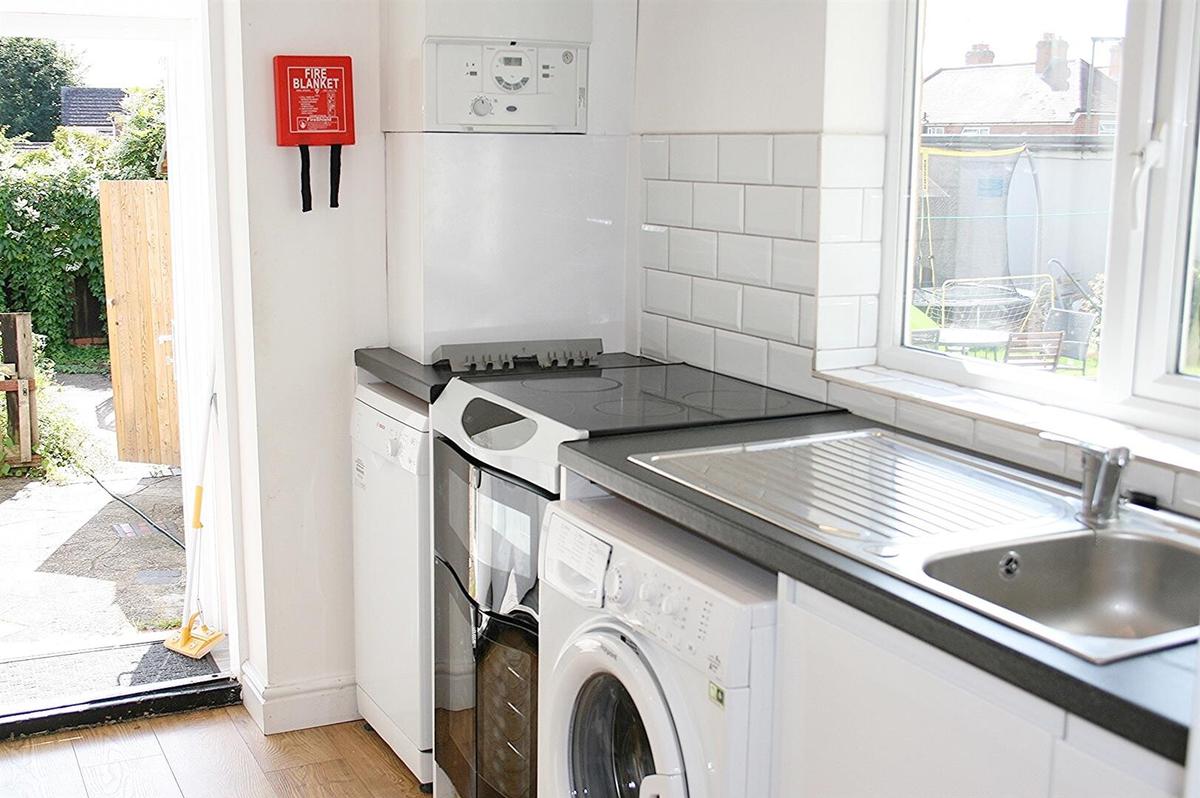 1 bedroom house for rent New Cross Road Surrey, GU2 9NS | UniHomes