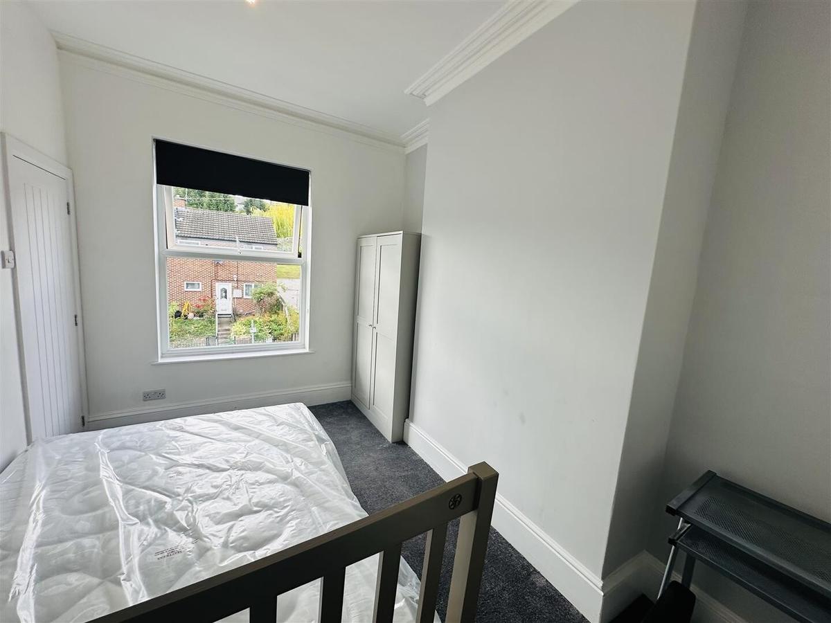 6 bedroom house for rent Portland Road, Nottingham, NG7 4GP | UniHomes