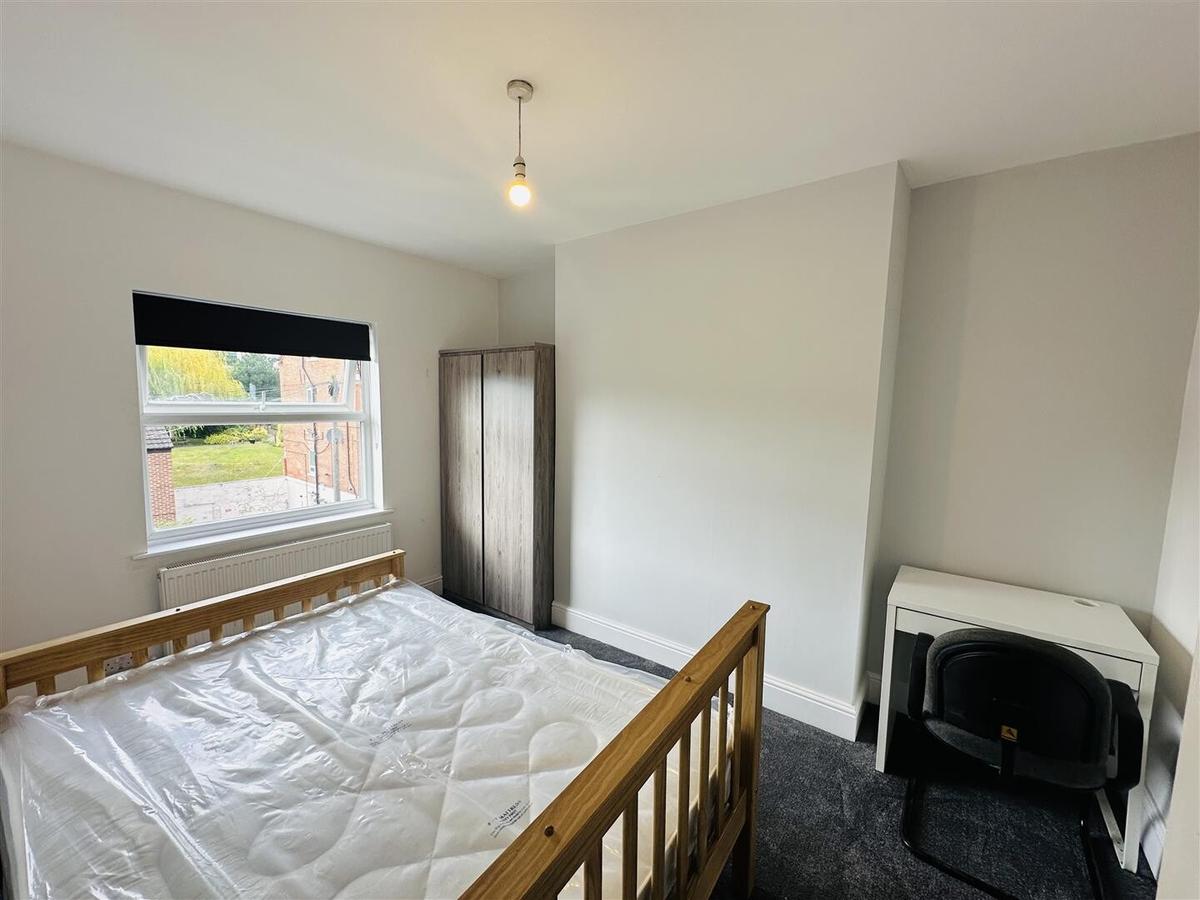 6 bedroom house for rent Portland Road, Nottingham, NG7 4GP | UniHomes