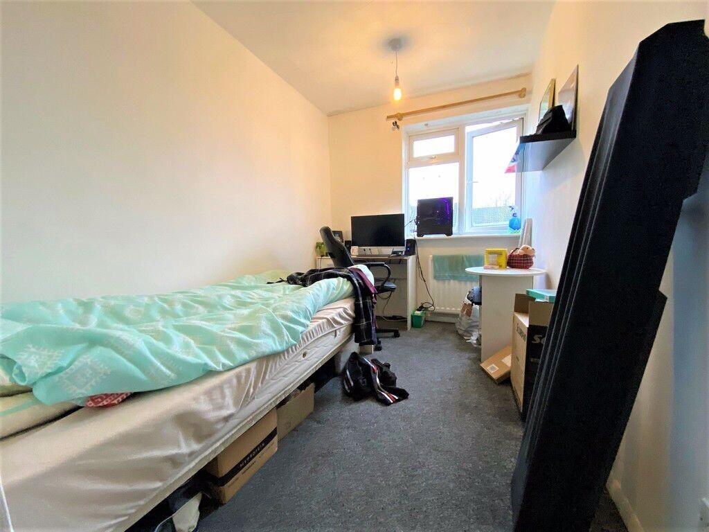 4 bedroom apartment for rent Jessica Mews, Canterbury, CT1 1HL | UniHomes