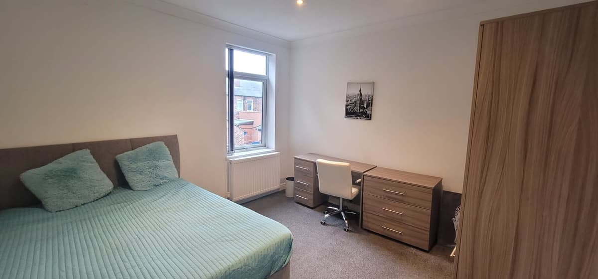 3 Bedroom House For Rent Conway Street Stoke On Trent St4 2bl Unihomes