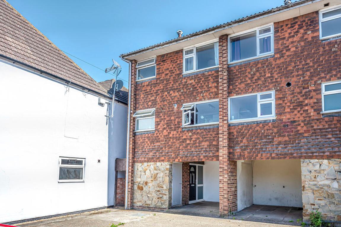 4 bedroom house for rent Stoughton Road, Surrey, GU2 9PW | UniHomes