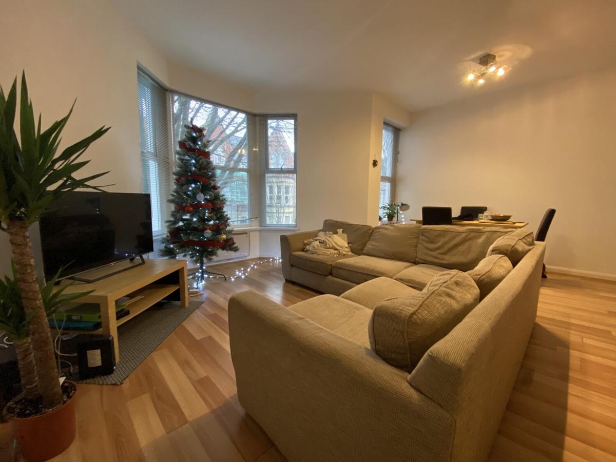 2 bedroom apartment for rent Connaught Road Cardiff, CF24 3PU | UniHomes