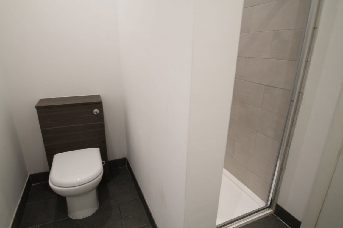 2 bedroom house for rent Flat Garland Place Dundee, DD3 6HE | UniHomes