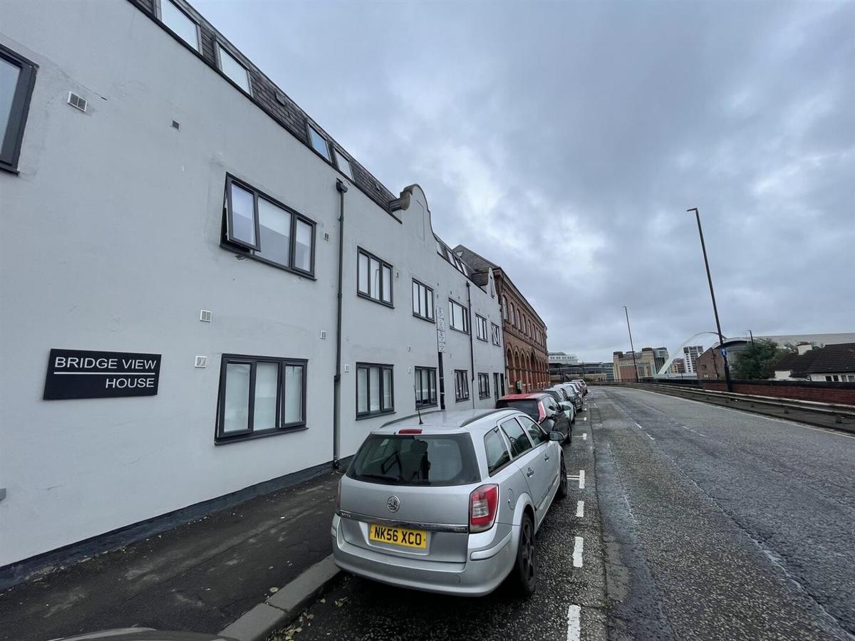 4 bedroom apartment for rent Bridge View House, Newcastle, NE1 2AF ...