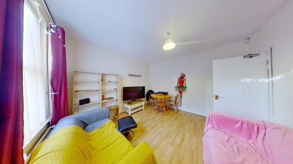 3 bedroom house for rent Woodborough Road Nottingham, NG3 1AZ | UniHomes