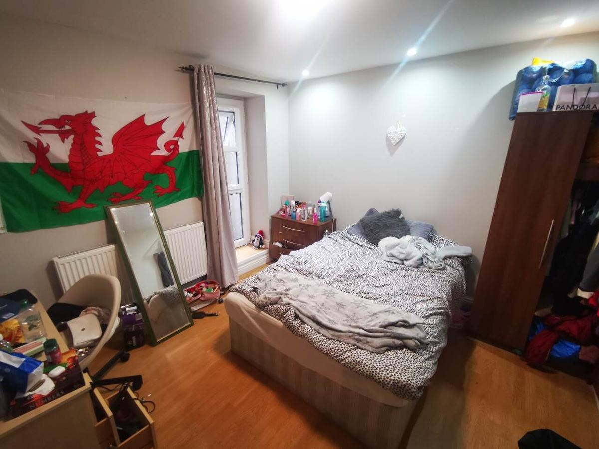 5 bedroom apartment for rent Richmond Road Cardiff, CF24 3BS | UniHomes