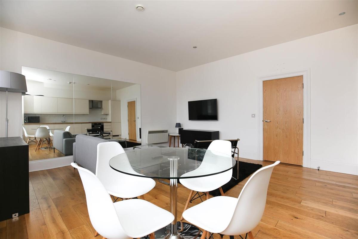 2 bedroom apartment for rent Chaucer Building Newcastle, NE1 5JE | UniHomes