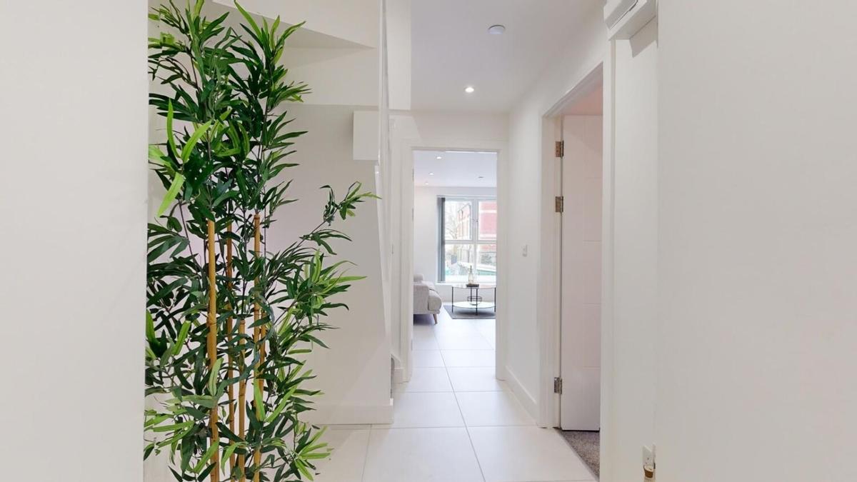 3 bedroom apartment for rent Westgrove, Cardiff, CF24 3AN | UniHomes