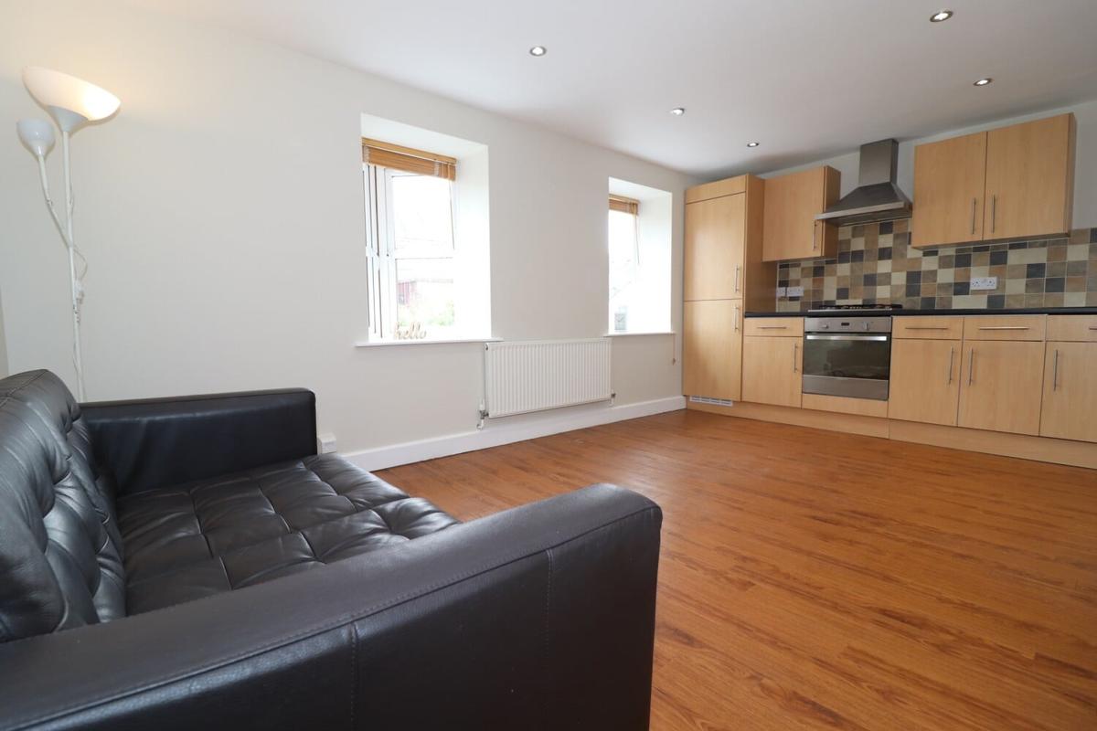 1 bedroom apartment for rent Cadogan Court, Cathays Cardiff, CF24 4EN ...