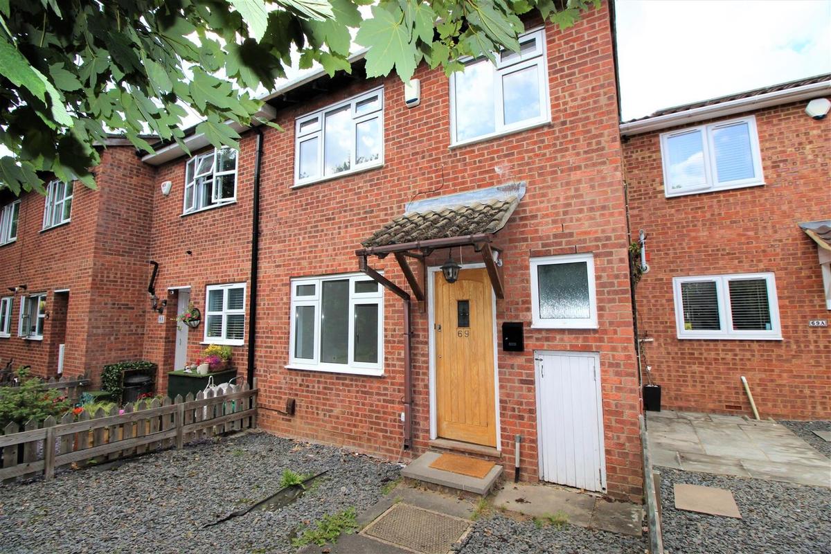 3 bedroom house for rent Ratcliffe Close, London, UB8 2DD | UniHomes