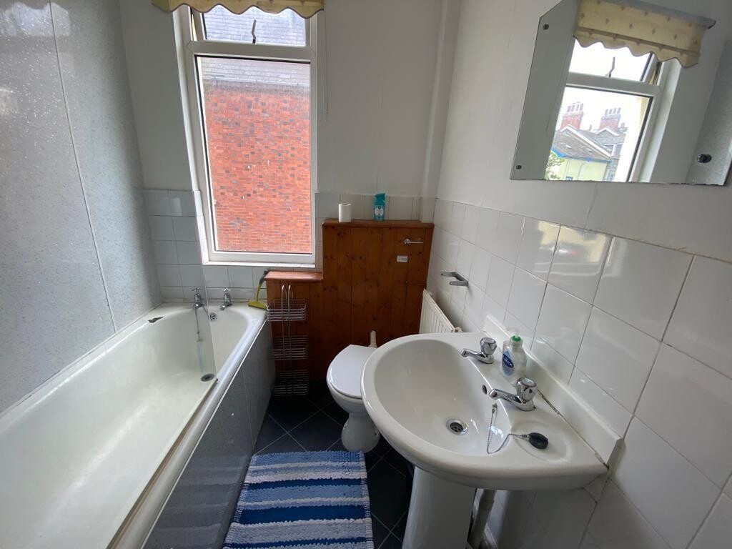 6 bedroom house for rent Stanley Road, Aberystwyth, SY23 1LS | UniHomes