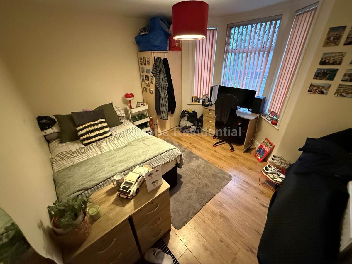6 bedroom house for rent Maindy Road Cathays Cardiff, CF24 4HQ | UniHomes