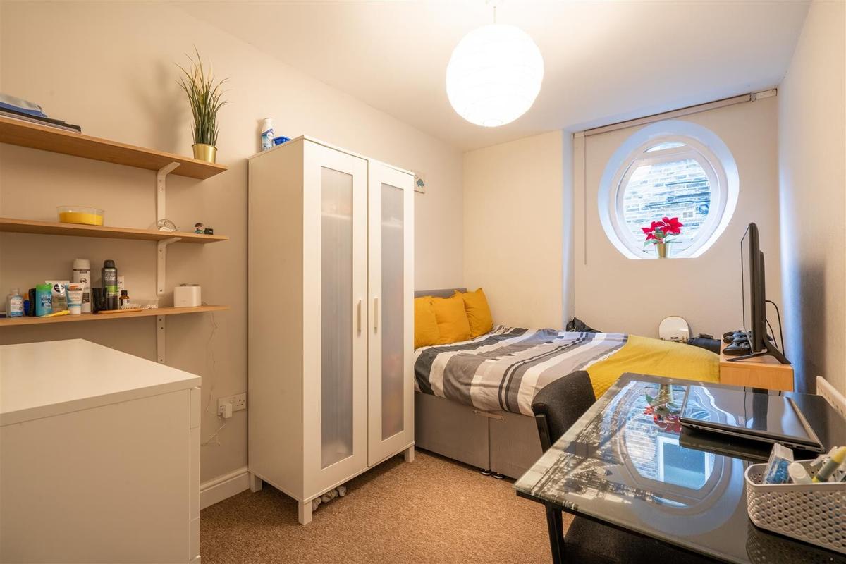 6 bedroom house for rent Tapton House Road, Sheffield, S10 5BY | UniHomes