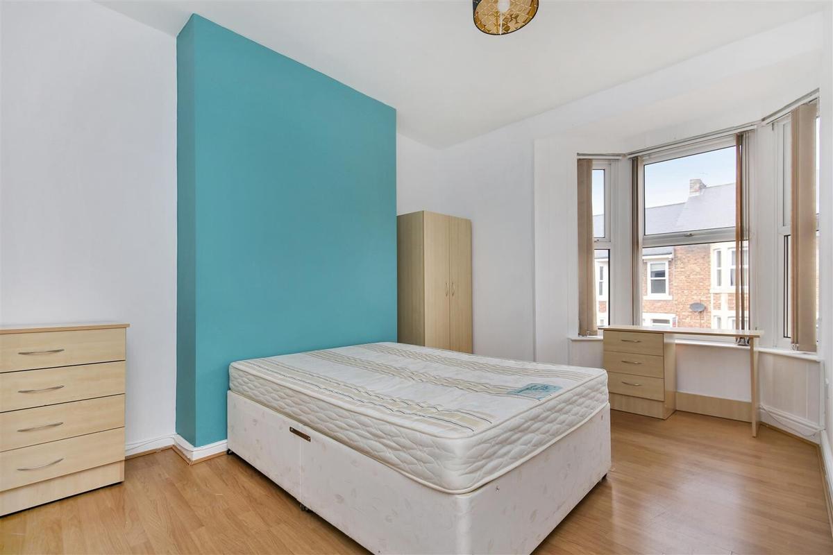 4 bedroom apartment for rent Warwick Street, Newcastle, NE6 5AR | UniHomes