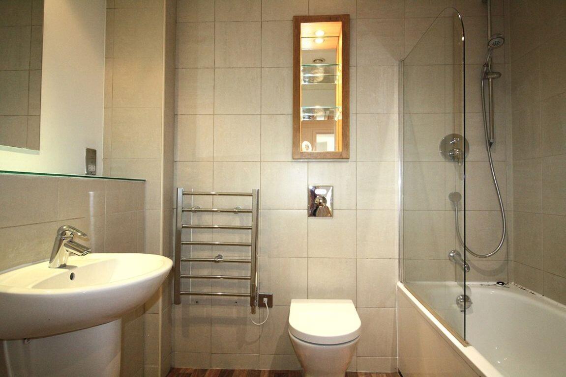 2 bedroom apartment for rent West One Tower Sheffield, S3 7SH | UniHomes