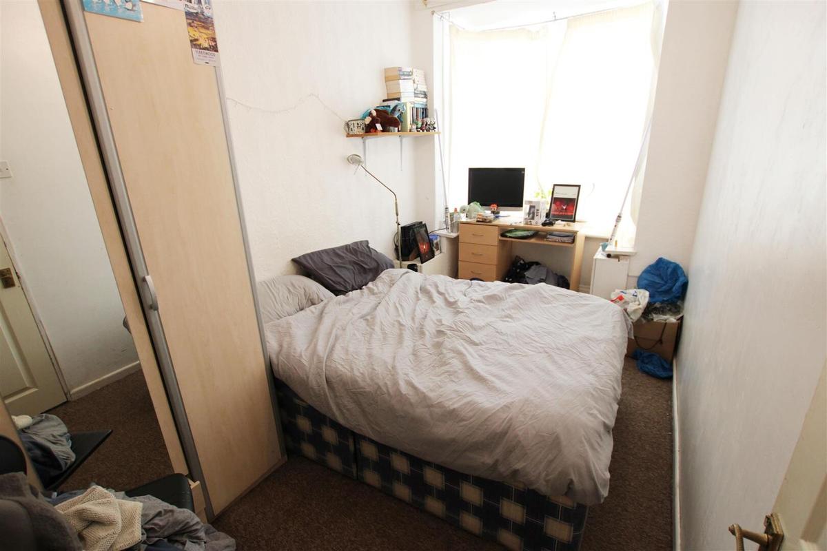 6 bedroom house for rent Tiverton Road Birmingham, B29 6DB | UniHomes