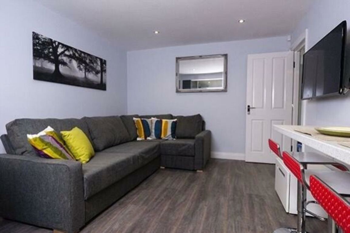 5 bedroom house for rent Beeston Road Nottingham, NG7 2JP | UniHomes
