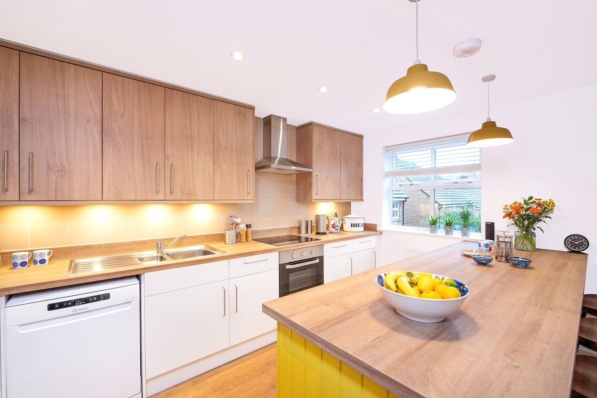 6 bedroom house for rent Parnell Road Bristol, BS16 1WA | UniHomes