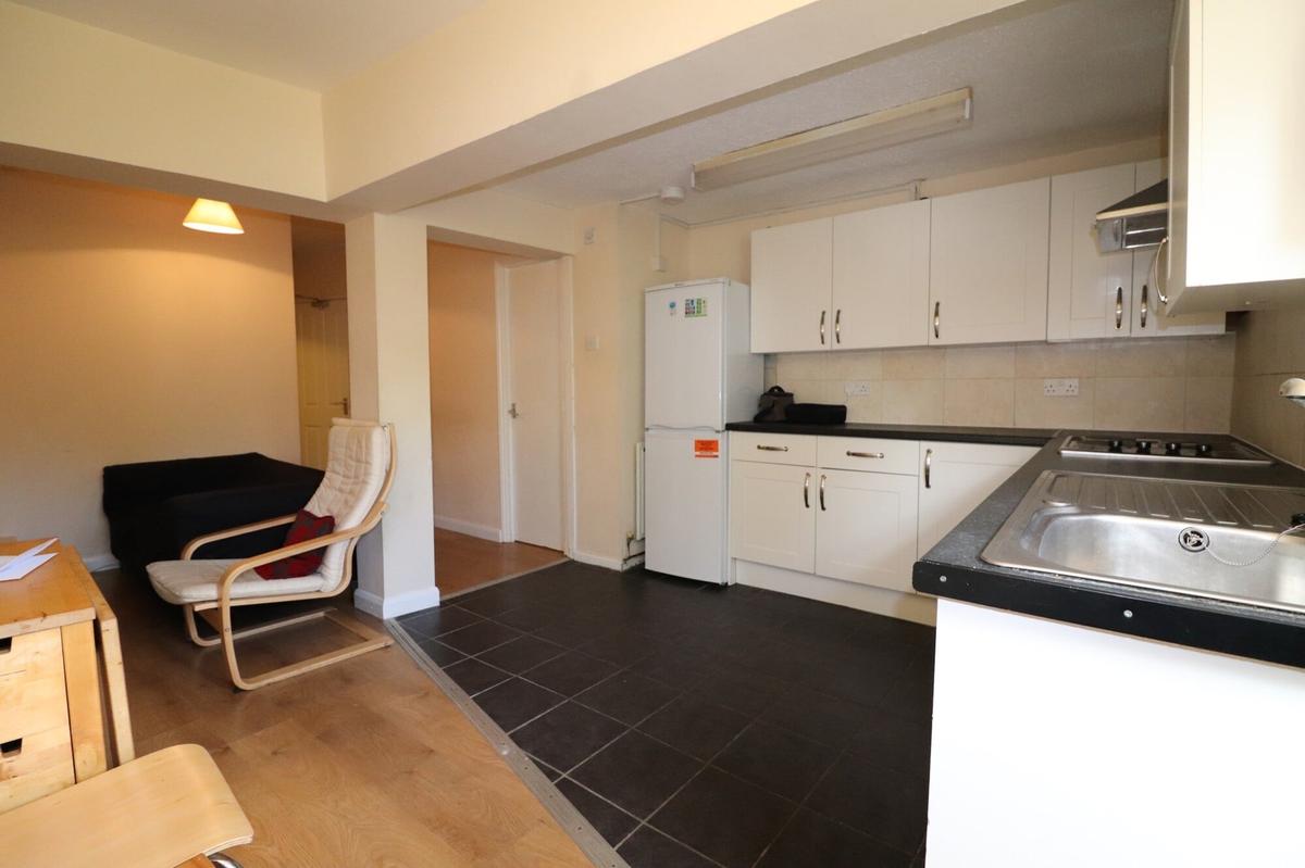 4 bedroom house for rent Princes Street Oxford, OX4 1DD | UniHomes